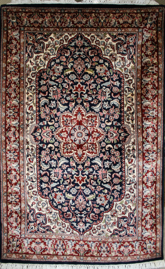 Hand-Knotted Pak-Persian Qom Rug - Ref: 2002 - 182 x 120cm – Little-Persia