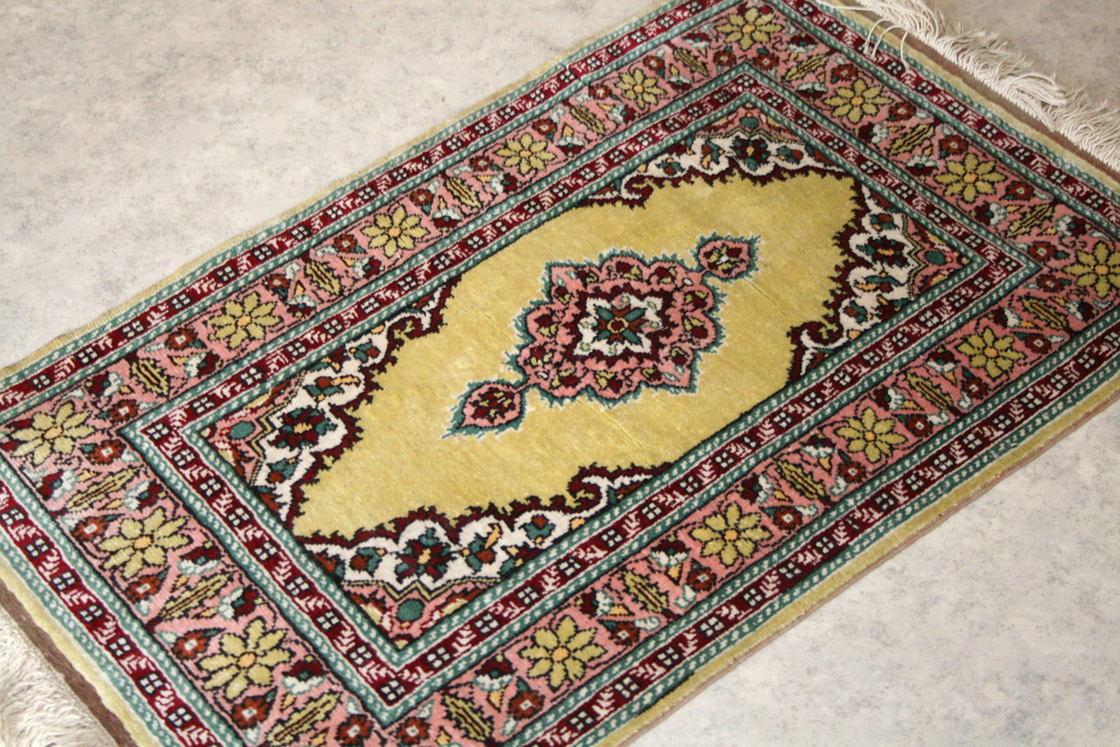Hand-Knotted Turkish Kayseri Wool & Silk Rug - Ref: 2011 - 100 x 60cm ...
