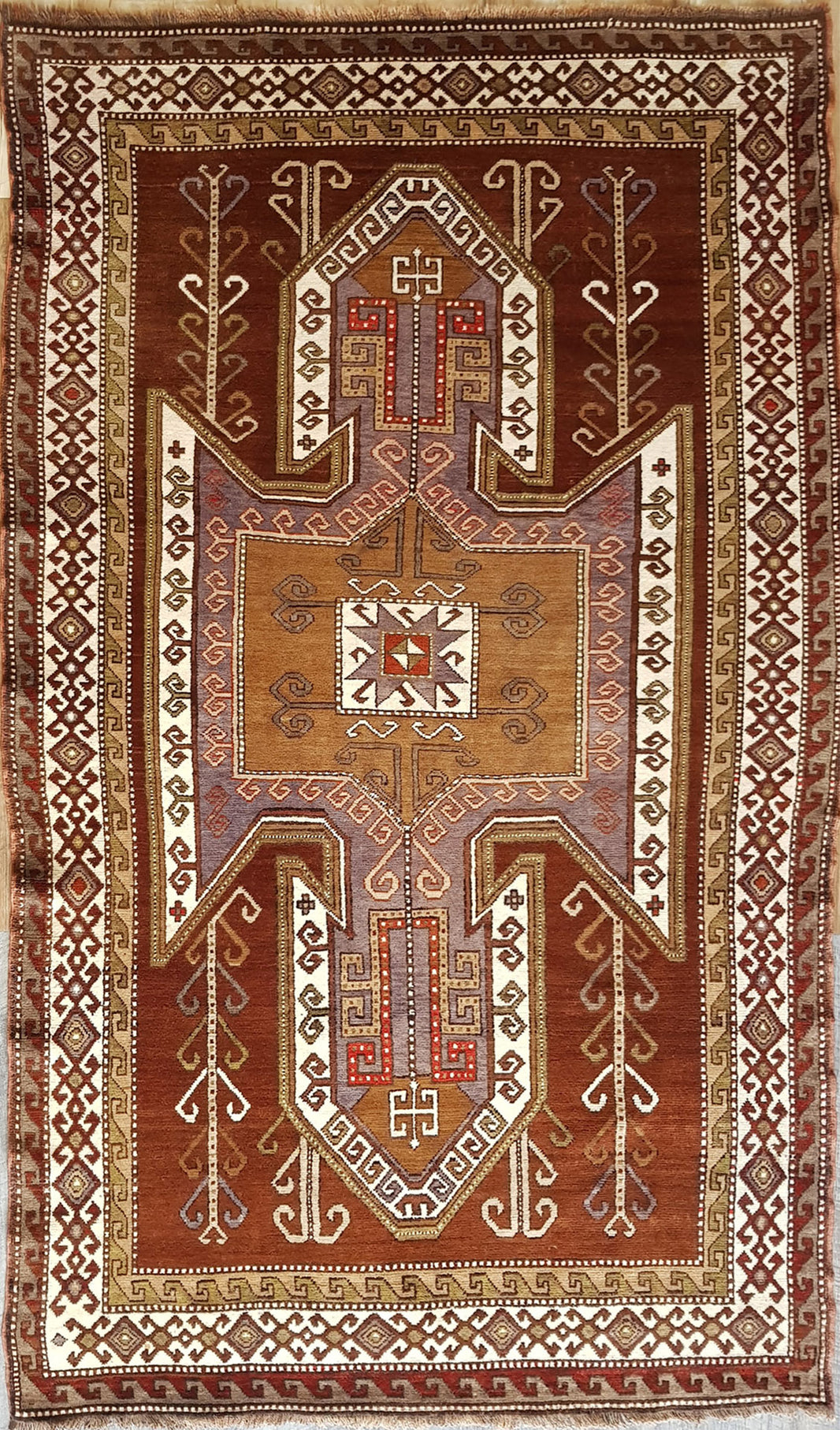 Taspinar Rug History & Origin Guide – Little-Persia