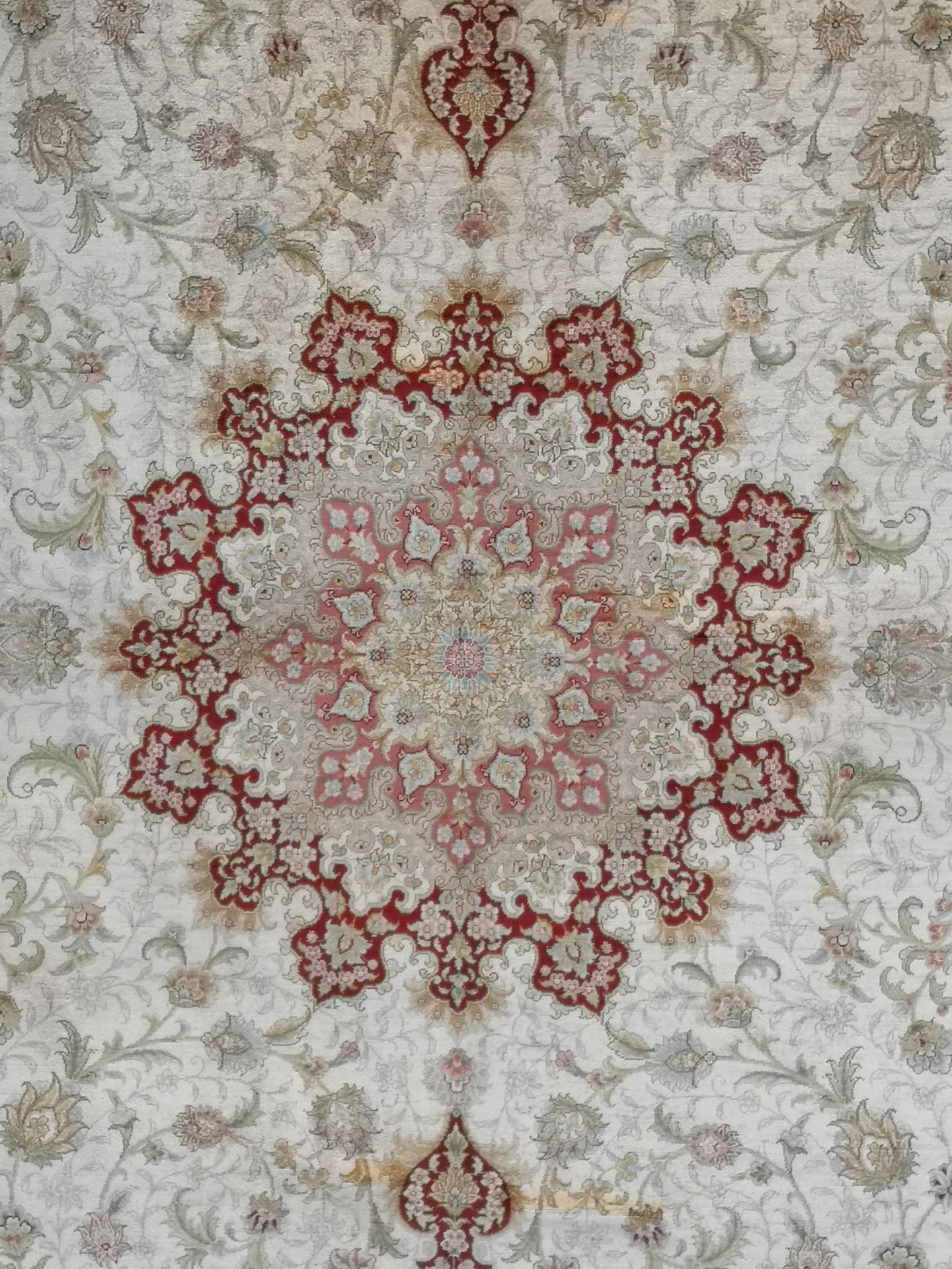 Hand-Knotted Chinese Qom Silk Rug - Ref: 2676 - 275 x 186cm – Little-Persia