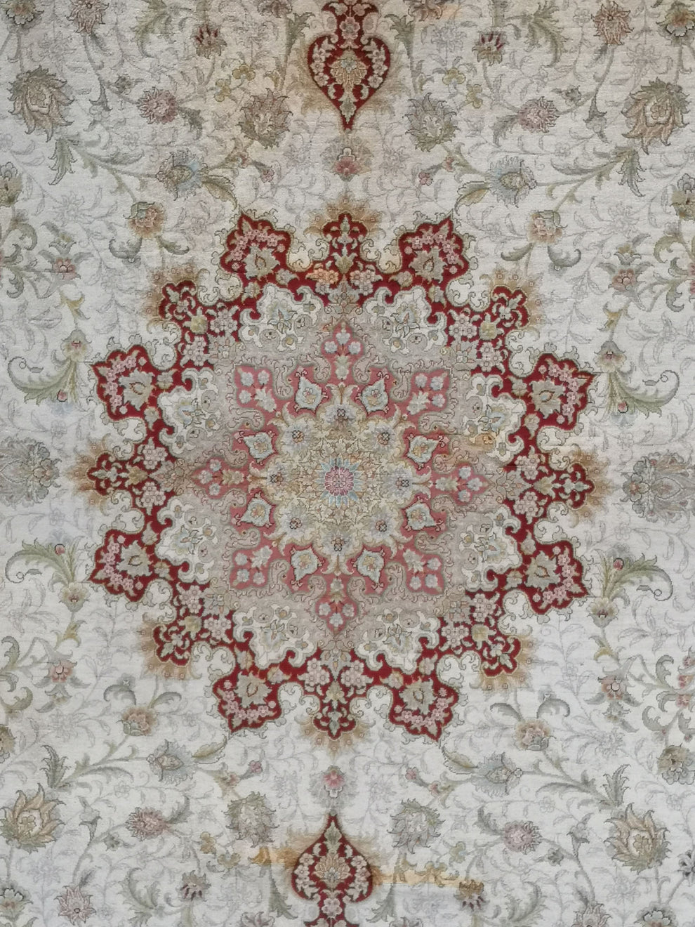 Hand-Knotted Chinese Qom Silk Rug - Ref: 2676 - 275 x 186cm – Little-Persia