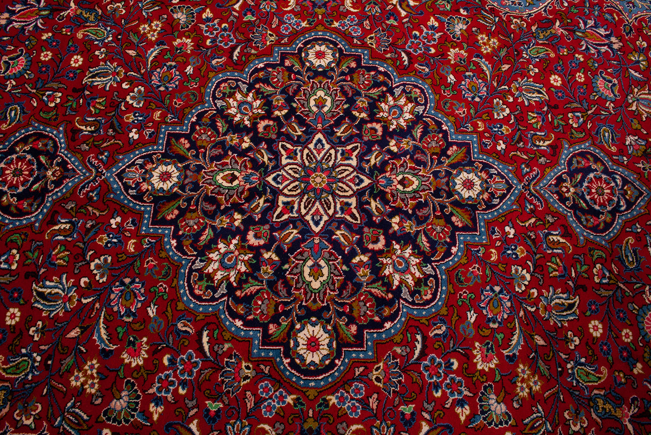 Hand-Knotted Semi-Antique Persian Qom Rug - Ref: 3144 - 370 x 243cm ...